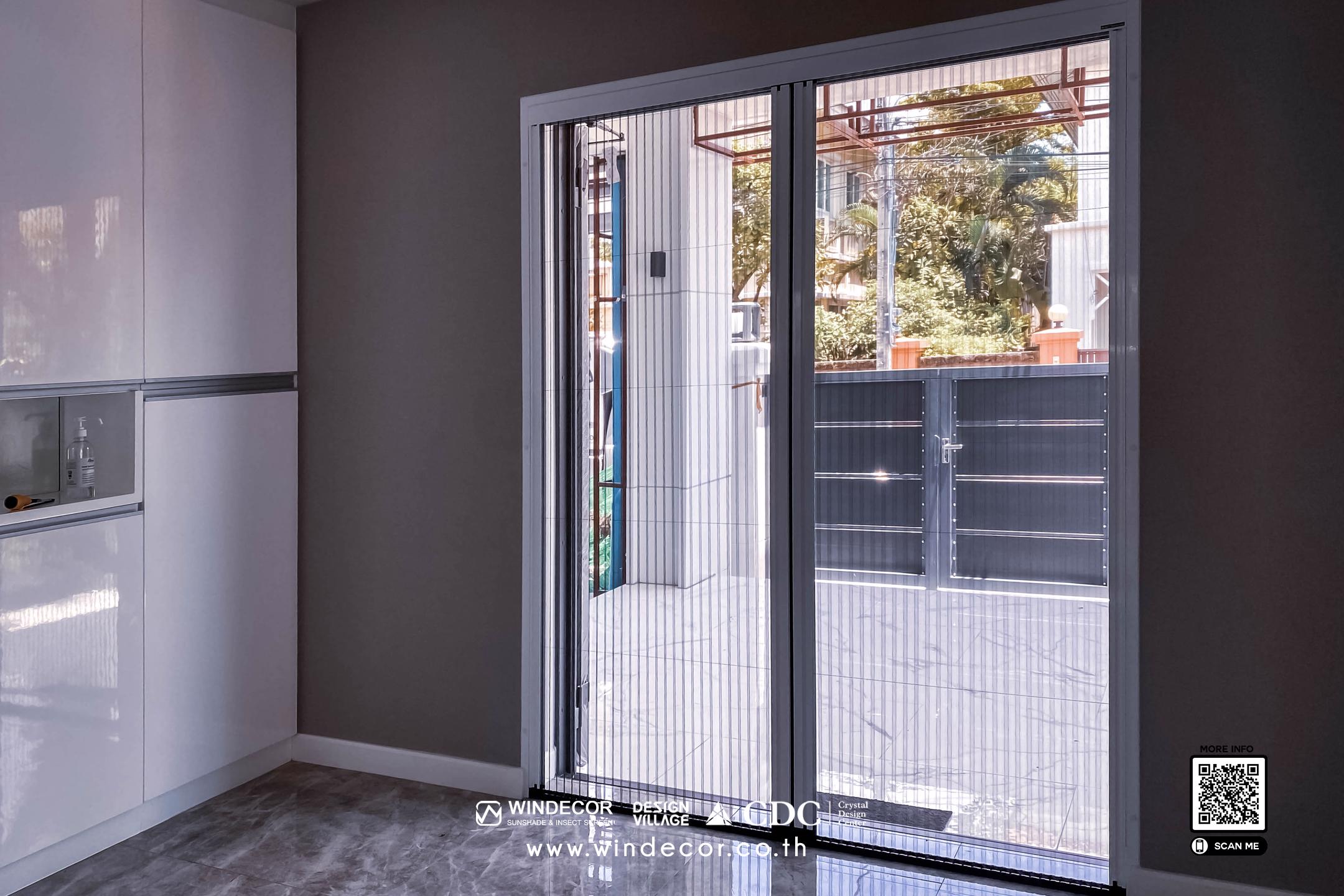 มุ้งจีบเก็บซ่อนราง (Pleated Insect Screen) รุ่น OMEGA แบรนด์ WINDECOR